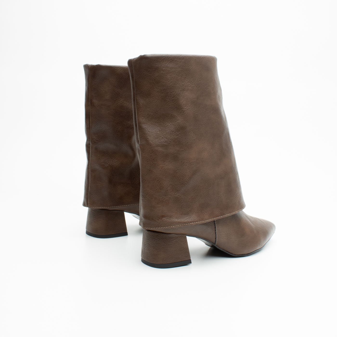 Bota Alice Napa Marrom